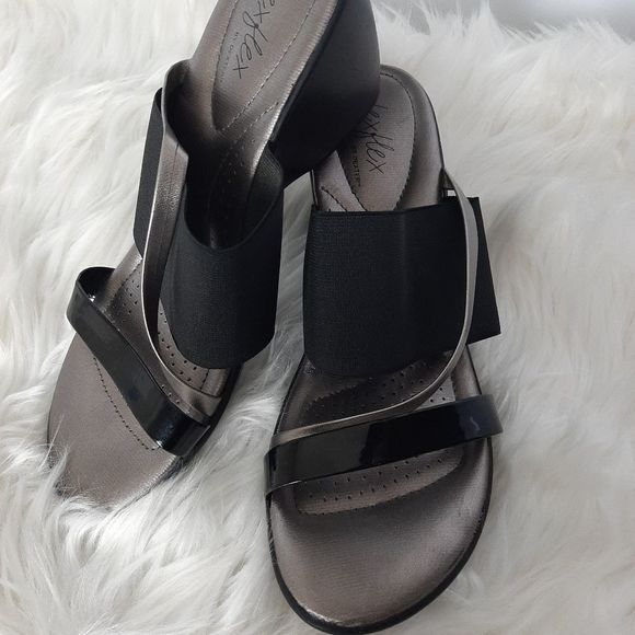 dexflex comfort | Shoes | Dexflexblack Silver Platforms | Poshmark
